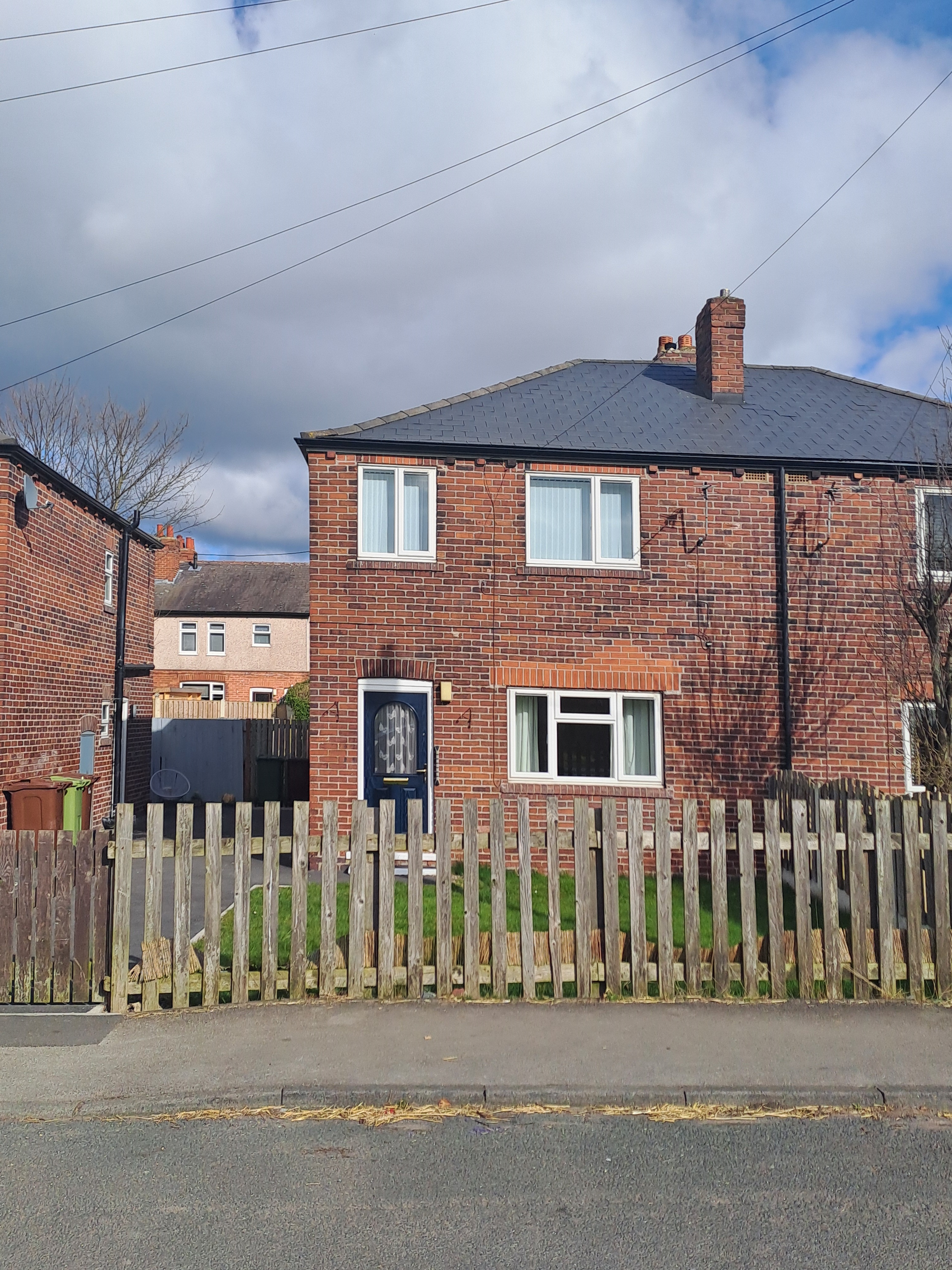 Property details for Cow Lane- Homesearch