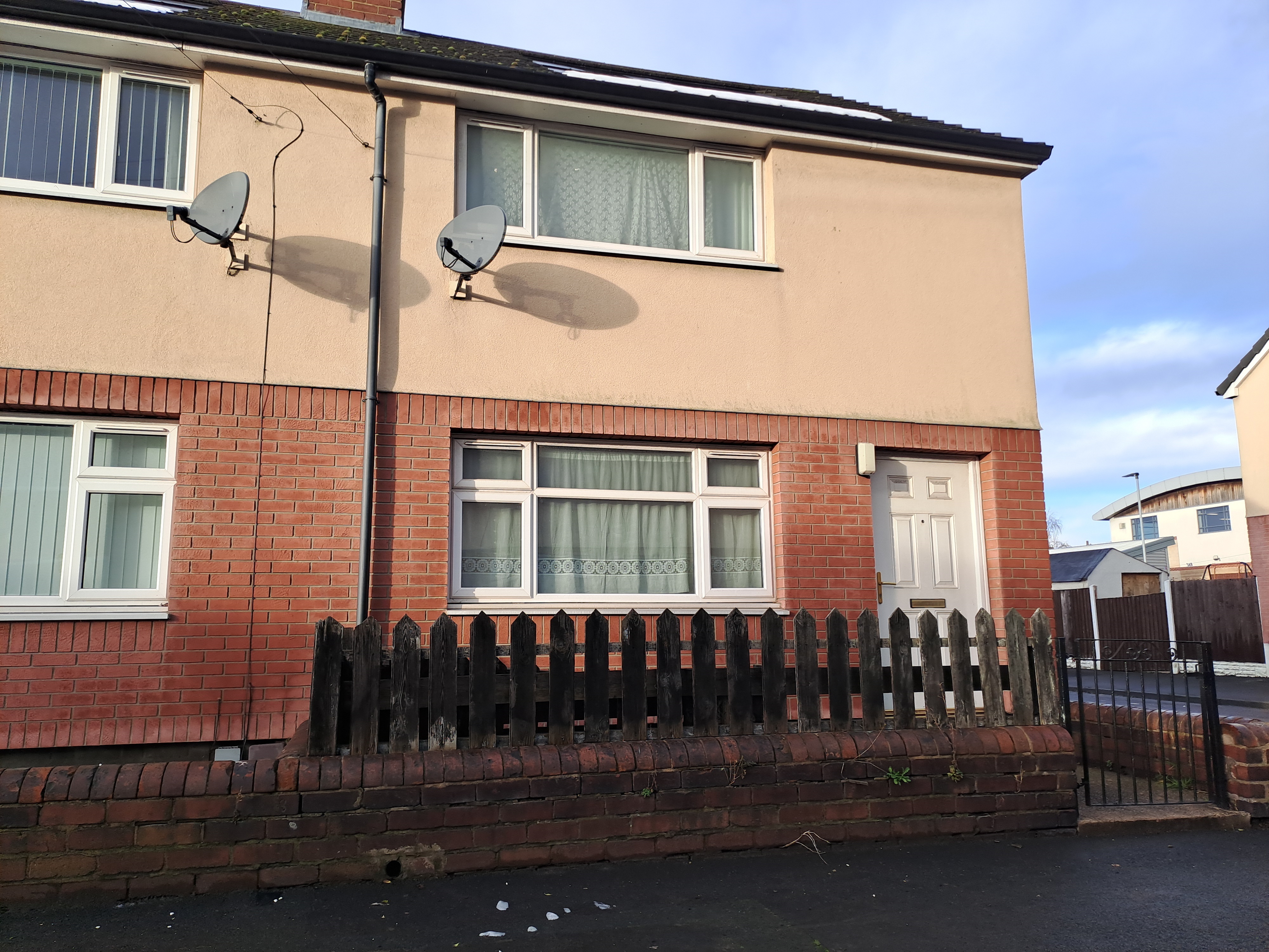 Property details for Farm Road- Homesearch
