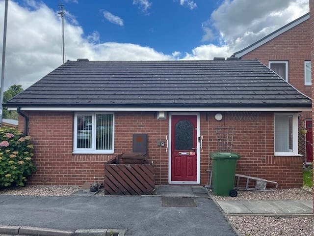 Property details for Freestone Way- Homesearch
